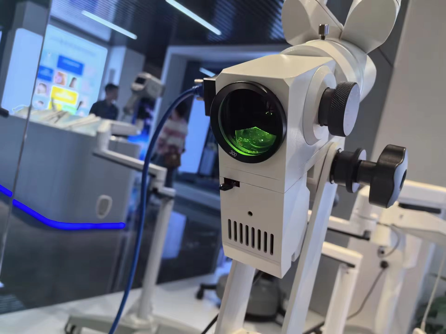 Kn2200b Optic Binocular Colposcopy Can Be Equipped with Live Video And ...